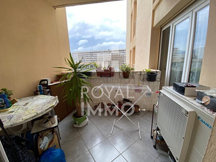 Appartement à louer - Mourillon-Centre, Toulon - 2 pièces - 1 chambre