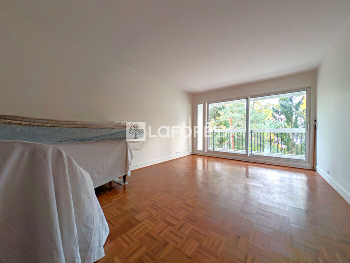 Appartement à louer - Létang-la-Ville - 4 pièces - 3 chambres