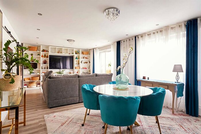 Appartement à vendre - Deuil-la-Barre, Centre-ville, Côte - 5 pièces - 2 chambres