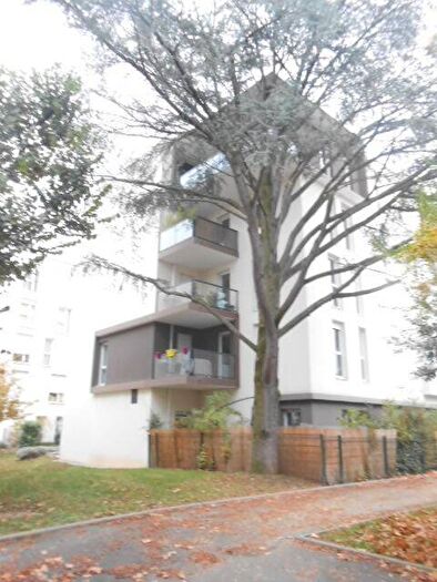 Appartement à louer - Centre Ville, Tassin-la-Demi-Lune - 4 pièces - 3 chambres