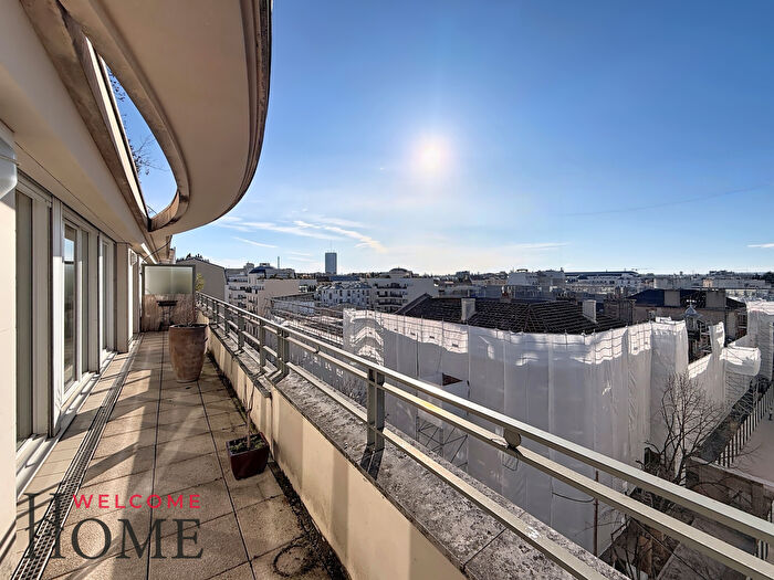 Levallois-Perret, Front de Neuilly : Appartement 2 pièces à vendre