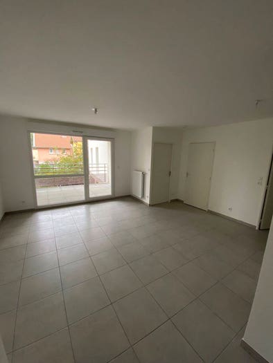 Chasse-sur-Rhône : Appartement 2 pièces à louer