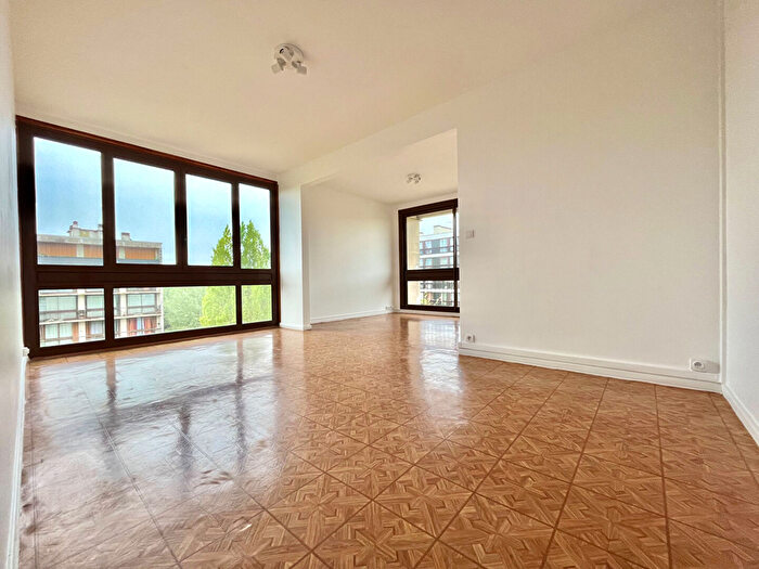Appartement 5 pièces à Fontenay-le-Fleury, Soleil Levant, à vendre