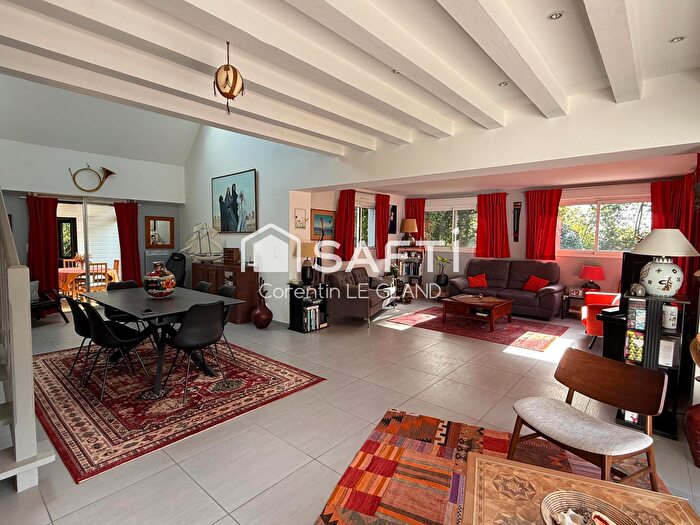 Nivillac - Maison 8 pièces à vendre