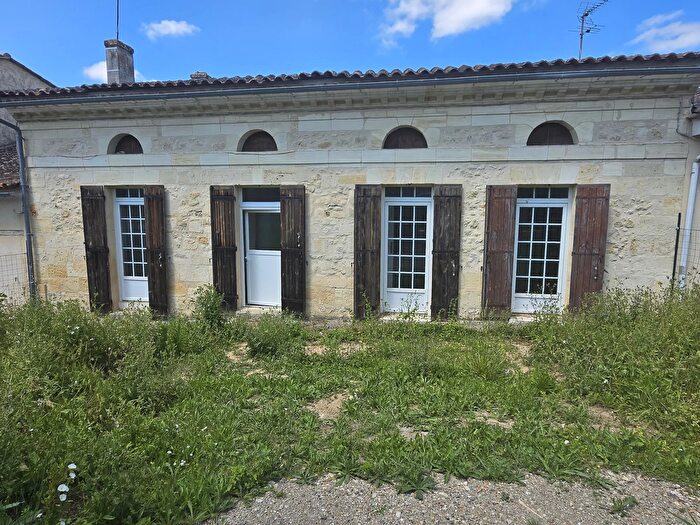 Maison à vendre - Bourg - 4 pièces - 2 chambres