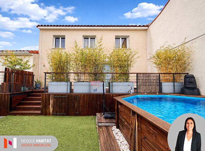 Maison à vendre - Sommières - 5 pièces - 4 chambres