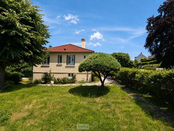 Maison 4 pièces à vendre à Mériel