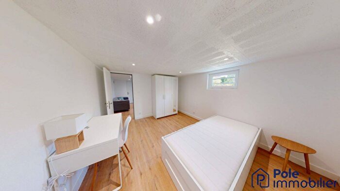 Appartement 7 pièces à Calvaire-Saint Pierre, à louer