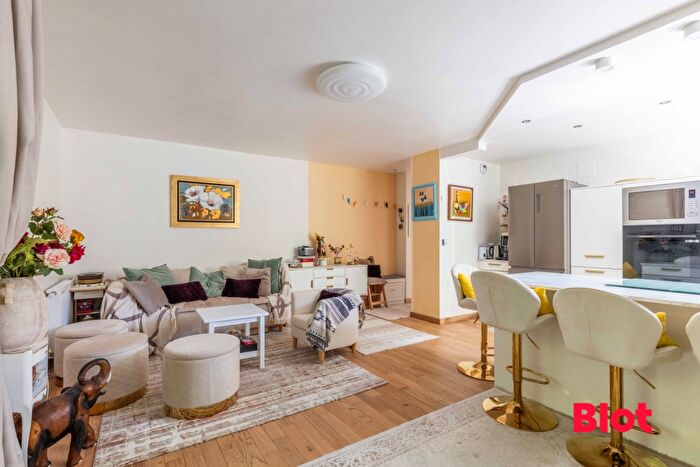 Appartement 4 pièces à Quartiers Nord-Ouest, Saint-Martin, à vendre