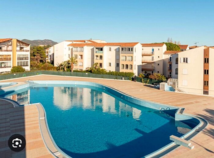 Fréjus, Centre-ville : Appartement 2 pièces à vendre
