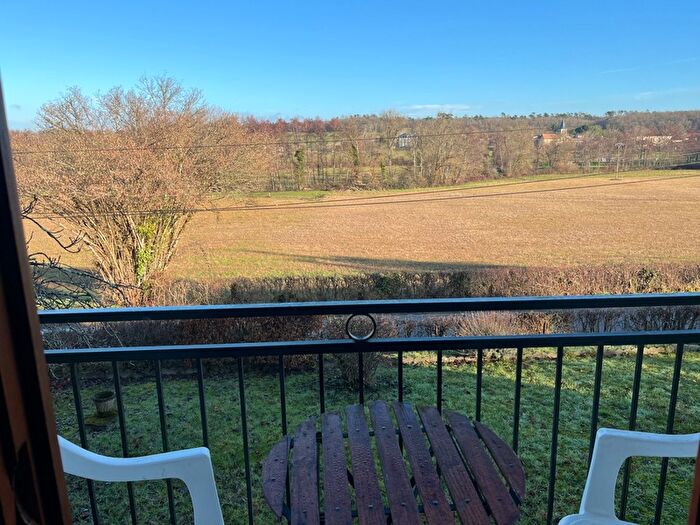 Maison à vendre - Saint-Vincent-Jalmoutiers - 7 pièces - 5 chambres