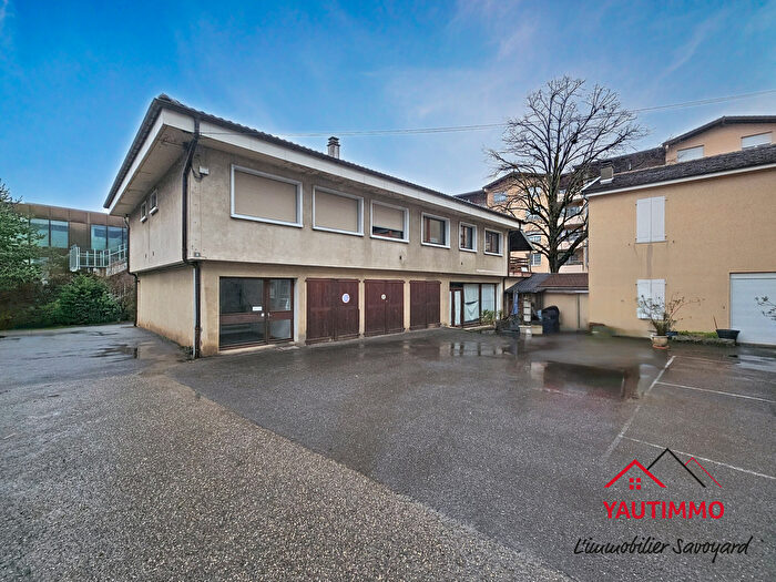 Appartement à vendre - Saint-Julien-en-Genevois, Centre-ville - 2 pièces - 1 chambre