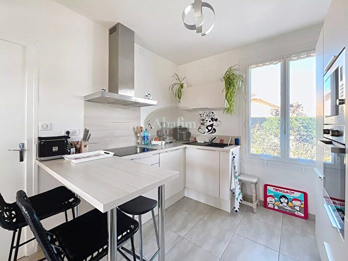 Maison à vendre - Soues - 6 pièces - 3 chambres