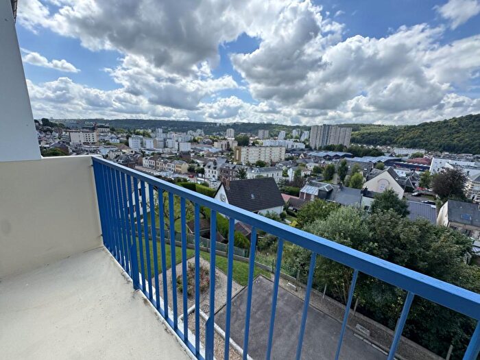 Appartement à vendre - Notre-Dame-de-Bondeville - 5 pièces - 4 chambres