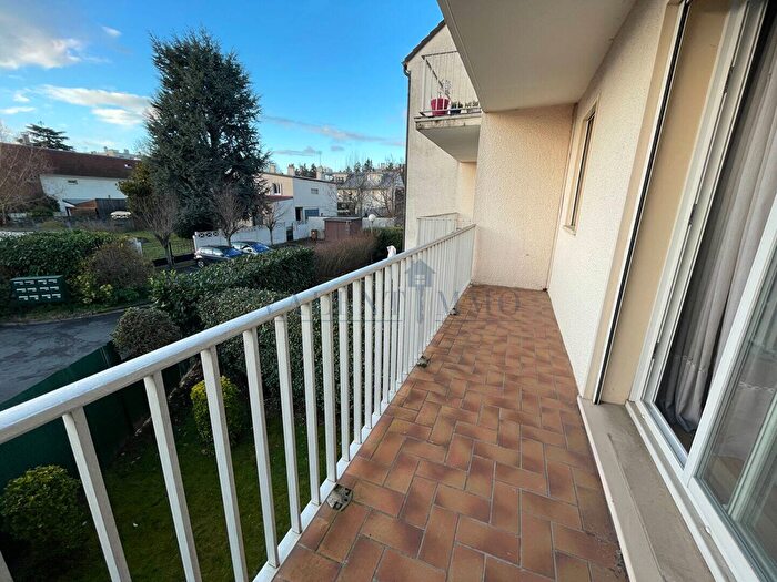 Appartement à louer - Bois de Neuilly, Neuilly-Plaisance - 2 pièces - 1 chambre