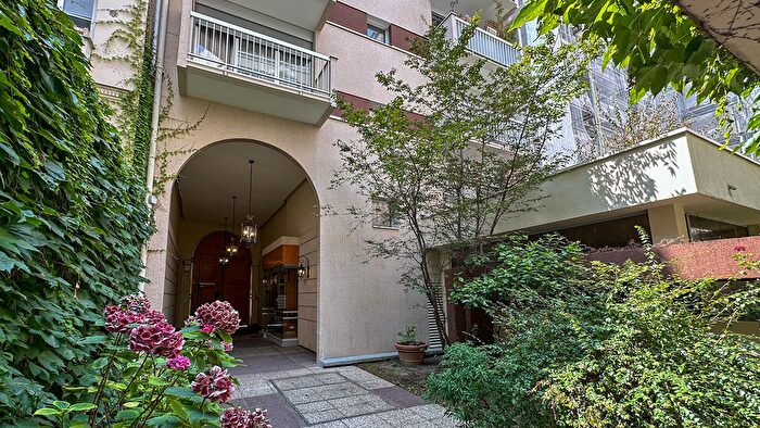 Appartement 2 pièces à Paris 9ème, Clichy, Trinité, à vendre