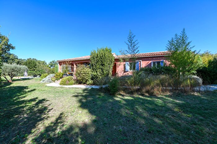 Maisons à vendre et appartements à louer - 1