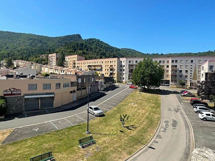 Appartement 6 pièces à louer - Quillan