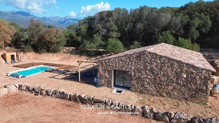 Maison à vendre - Figari - 4 pièces - 3 chambres