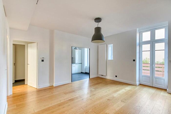 Appartement à louer - Clermont-Ferrand, Jaude, Fontgiève Saint-Alyre - 3 pièces - 2 chambres