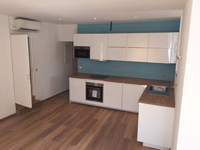 Appartement à louer - Marseille e , Palais de Justice - 3 pièces - 2 chambres