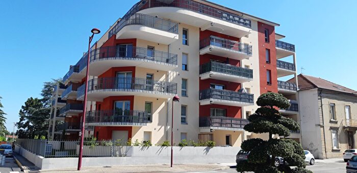 Bourgoin-Jallieu, L'Oiselet, La Maladière, La Grive : Appartement 3 pièces à louer