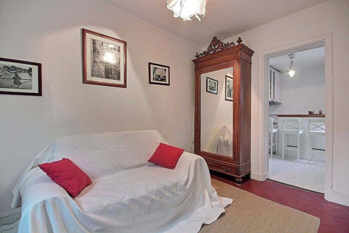 Porte Dauphine, Paris 16ème arrondissement - Appartement 1 pièce à louer
