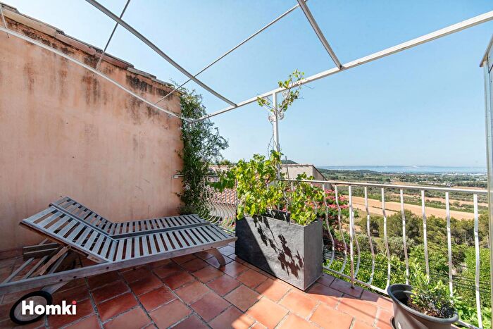 Maison à vendre - Velaux - 4 pièces - 3 chambres