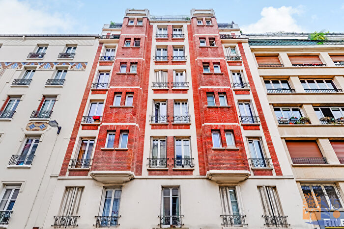 Appartement 1 pièce à vendre - Paris 15ème, Violet, Commerce