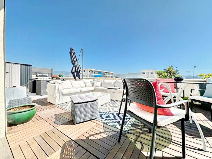 Appartement à vendre - Cannes, Bocca Sud - 6 pièces - 4 chambres