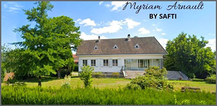 Maison à vendre - Saint-Laurent-les-Églises - 7 pièces - 4 chambres