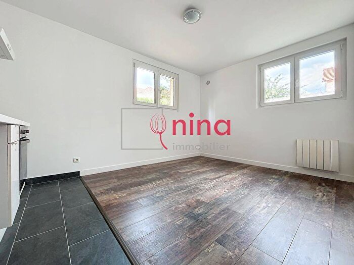 Charentonneau, Maisons-Alfort : Appartement 2 pièces à louer