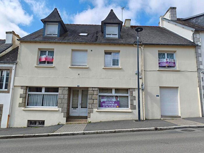 Maison 9 pièces à Châteauneuf-du-Faou, à vendre