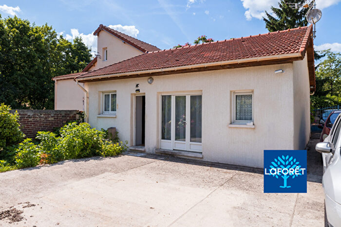 Maison à vendre - Louvres - 2 pièces - 1 chambre