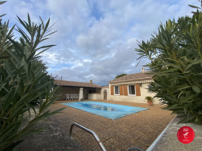 Maison à vendre - Le Muy - 8 pièces - 6 chambres