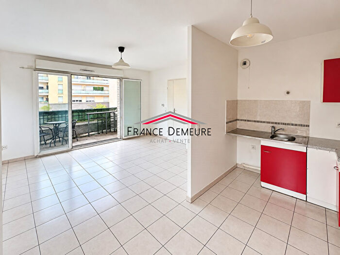 Appartement 3 pièces à Créteil, Côte d'Or, Sarrazins, à vendre
