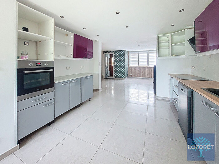 Maison à vendre - Saint-Saulve - 5 pièces - 3 chambres