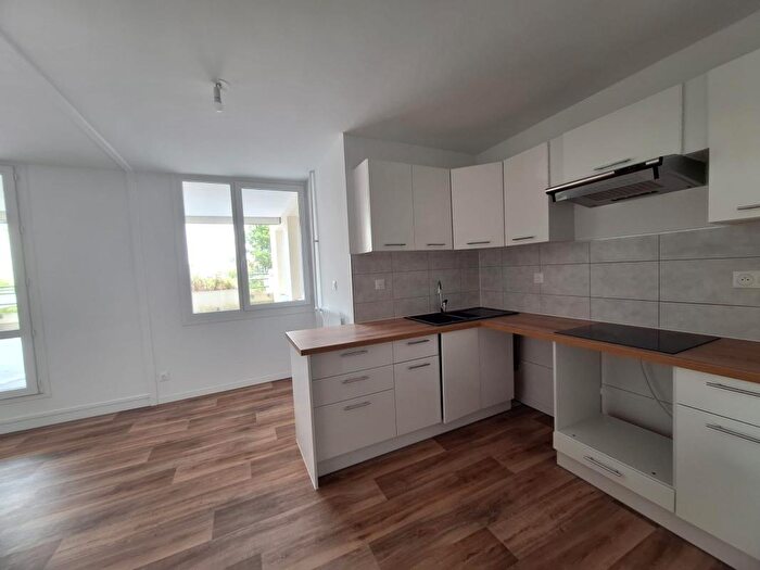 Appartement 3 pièces à Trappes, Centre-ville, Jaurès, Gare, à vendre