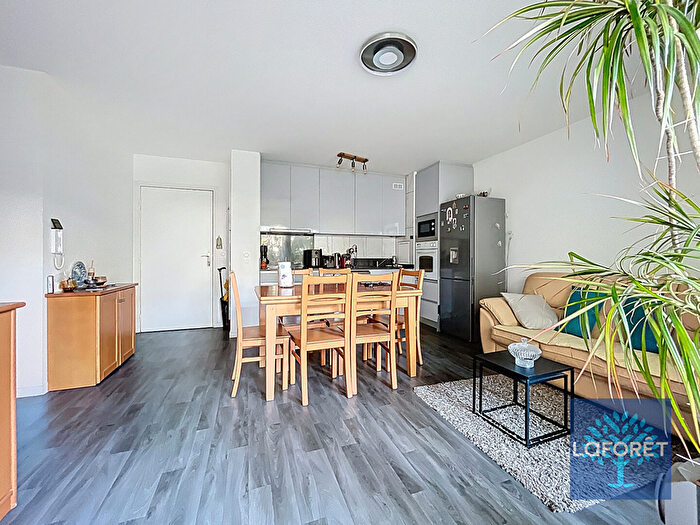 Appartement à vendre - Chilly-Mazarin, Nord - 2 pièces - 1 chambre