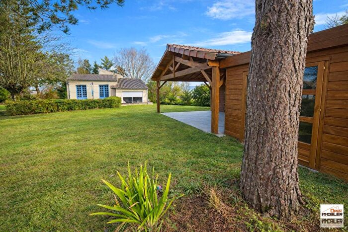 Maison à vendre - Saint-Hilaire-Bonneval - 6 pièces - 4 chambres