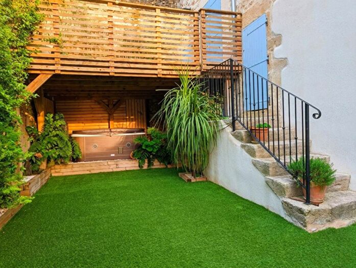 Maison 4 pièces à Uzès, à vendre
