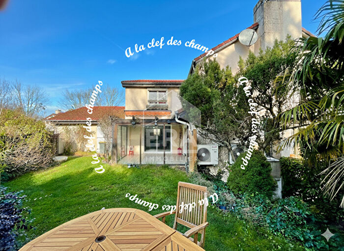 Maison à vendre - Gif-sur-Yvette, Chevry - 7 pièces - 4 chambres