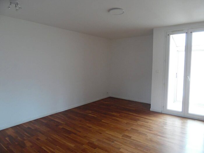 Appartement à louer - Amélie-les-Bains-Palalda - 4 pièces - 3 chambres