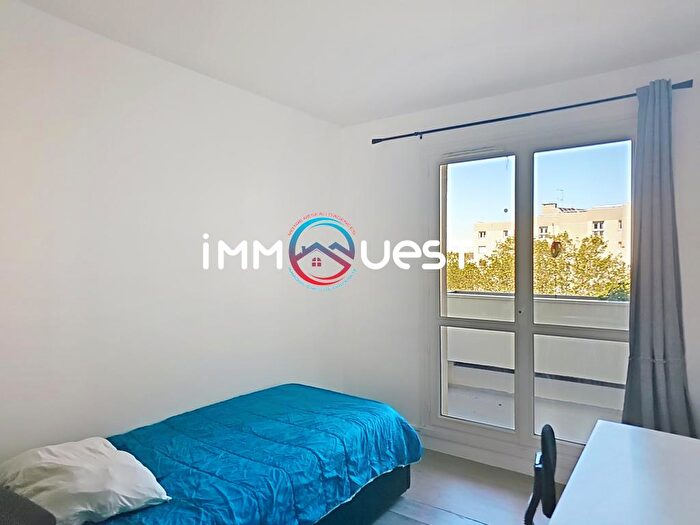 Noisy-le-Grand, Ouest : Appartement 5 pièces à louer