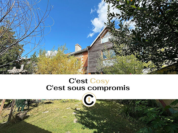 Maison à vendre - Reims, Neufchatel, Orgeval, Laon, Zola - 9 pièces - 6 chambres