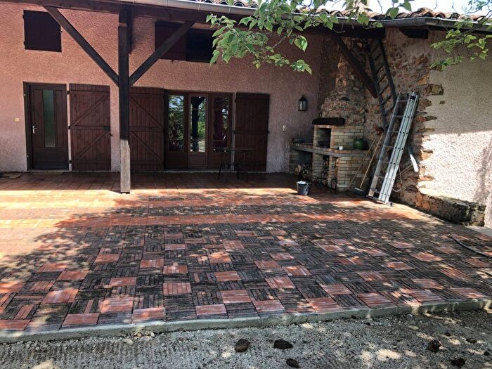 Maison à louer - Balbigny - 4 pièces - 2 chambres