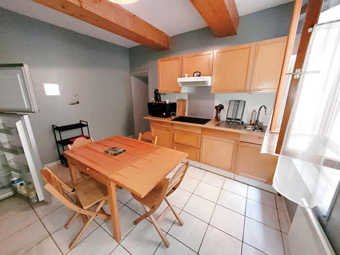 Maison à vendre - Fleury, Fleury - 5 pièces - 3 chambres