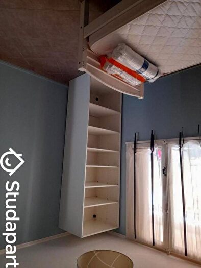 Appartement à louer - Bron Centre-Le Rafour - 1 pièce - 3 chambres