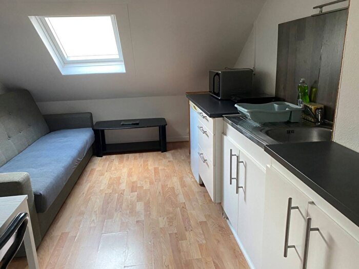 Appartement à louer - Saint-Nazaire - 2 pièces - 1 chambre