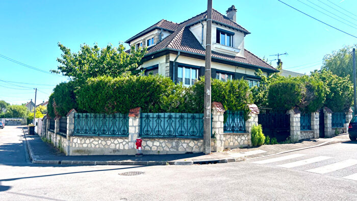 Maison 7 pièces à vendre à Morangis